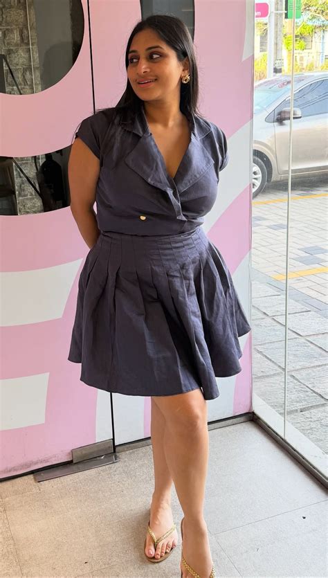 Sl Nithya Devindi ©️ 𝘈𝘭𝘭 𝘤𝘳𝘦𝘥𝘪𝘵𝘴 𝘨𝘰𝘦𝘴 𝘵𝘰 𝘳𝘦𝘴𝘱𝘦𝘤𝘵𝘪𝘷𝘦 𝘰𝘸𝘯𝘦𝘳𝘴 𝘋𝘔 𝘧𝘰𝘳