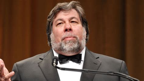 Download Co Founder Of Apple Steve Wozniak On Speech Wallpaper