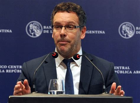 El Presidente Del Banco Central Argentino Dimite Ante Cambio De