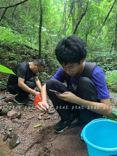 广西17岁少年发现新物种！张逸轩生物螃蟹