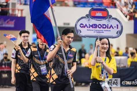 ក្រុមនិស្សិតជប៉ុនទទួលបានជ័យលាភីលេខ១ក្នុងការប្រកួតរ៉ូបូតថ្នាក់អន្តរជាតិលើទឹកដីកម្ពុជា សុីសុីថាមស៍