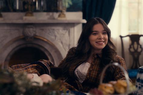 Hawkeye Fans Need To Watch This 1 Hailee Steinfeld Show To Get To Know The Actor Prior To Kate