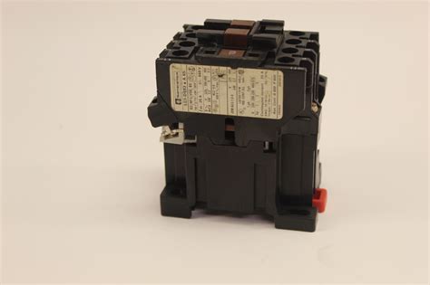 Telemecanique Lc1 D093 A 65 24vdc Coil With Auxiliary Contact La1 D11