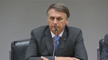 PF intima Bolsonaro a depor sobre vazamento de inquérito sigiloso que