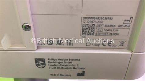 Philips Intellivue Mx550 Patient Monitor On Stand With Philips 867036