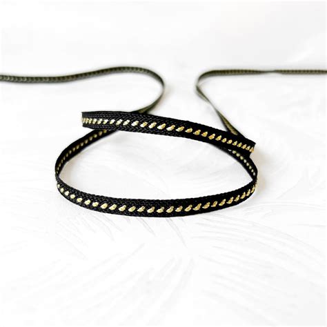 Narrow Metallic Braid Rose Mille