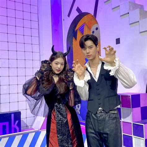 뮤직뱅크 Music Bank🏦 On Twitter 해피 할로윈 계획 못 정한 예금주 여러분 할로윈 뮤직뱅크로 오세요🎃👻
