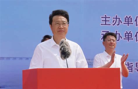 陈雷指出，开展渔业资源增殖放流活动，对改善近海水域生态环境、保护生物多样性具有积极作用和重要意义
