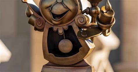 Disney Fab 50 Golden Character Statues At Magic Kingdom Photo 25 Of 30