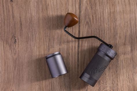 1Zpresso K-Pro Manual Coffee Grinder - KaffeBox.no