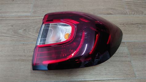 RENAULT CAPTUR LIFT LED LAMPA PRAWA TYLNA Shrot Pl