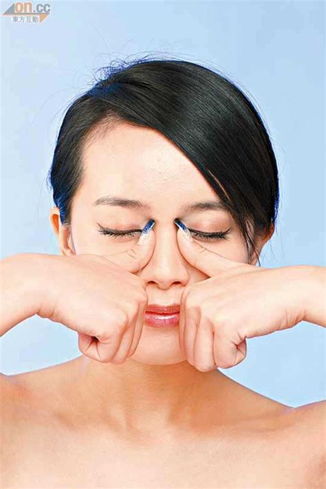 趕走眼紋 後生十年 東方日報