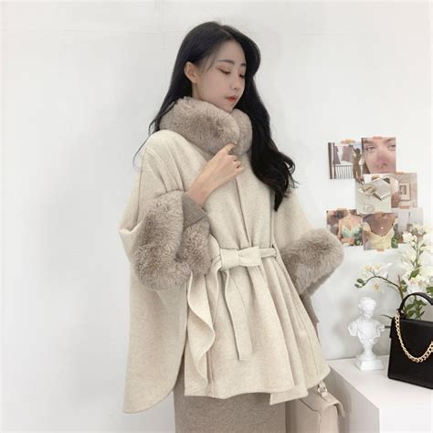 아이스크루 당일배송💗 밍크퍼 케이프 망토 벨트세트 하프 코트 3 Colors 판쵸 판초 고퀄 페미닌 연말 파티룩 가오리