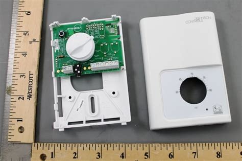 Johnson Ddc And Sensors Ln Senosf 0 Room Sensor This Item