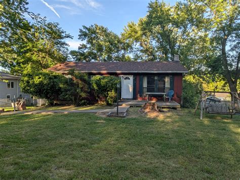 1202 S 11th Street Ozark Mo 65721 See Est Value Schools And More
