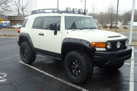 Toyota FJ Cruiser Throttle D513 Gallery SoCal Custom Wheels