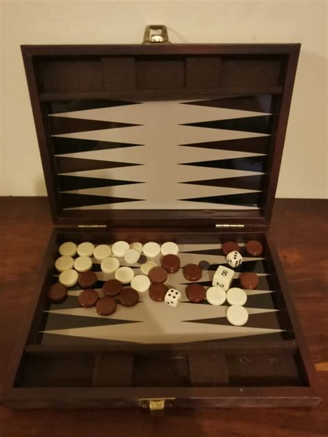 Other Antiques And Collectables Beautiful Vintage Backgammon Set In