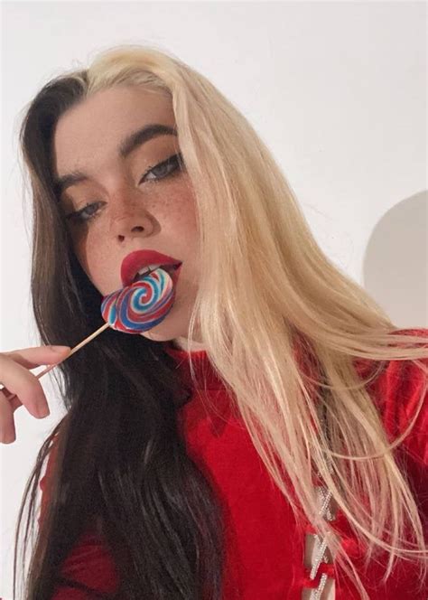 Katherine Sorrento Cam Model Free Live Sex Show Chat Stripchat