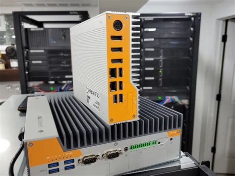 Onlogic Helix 500 A Linux Friendly Fanless Reliable Edge Computer Phoronix