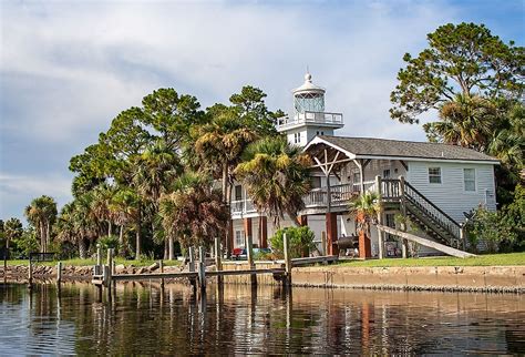 6 Of The Most Overlooked Towns In Floridas Emerald Coast Worldatlas
