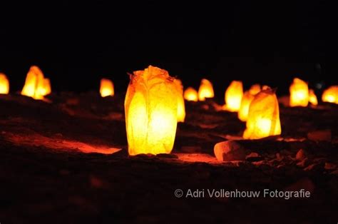 Jd080 Kaarsen Petra By Night