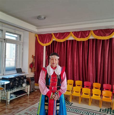 Уужран уужран бодоорой Хорвоогийн Дуучин Лодойн Банзрагч Facebook