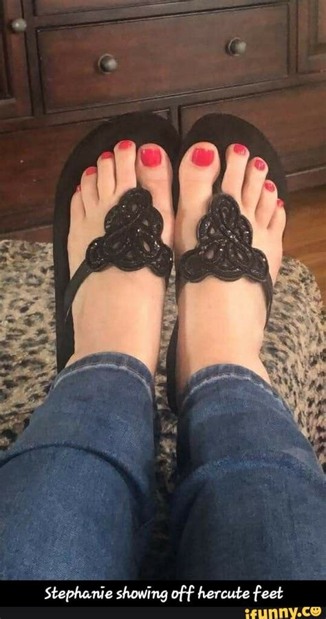Stephanie Showing Off Hercute Feet Stephanie Showing Off Hercute Feet