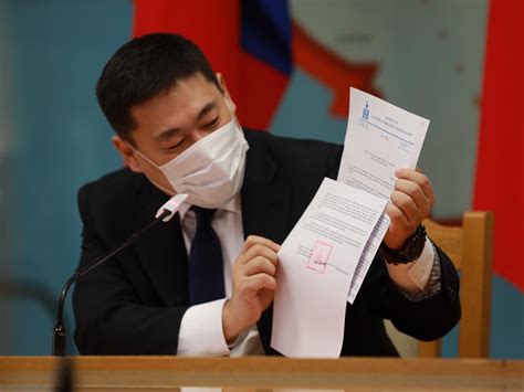 Л Оюун Эрдэнэ Ногдол ашиг хэзээ ч авахгүй 22 тэрбум долларын өртэй үлдэх нь Рио Тинто ХХК н