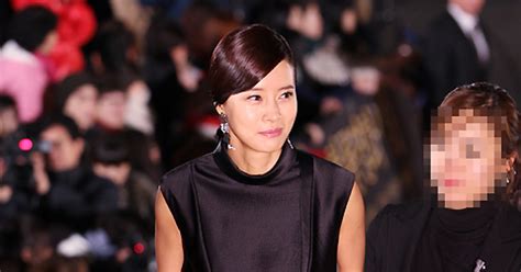 [포토]이끼 유선 우아한 드레스 자태