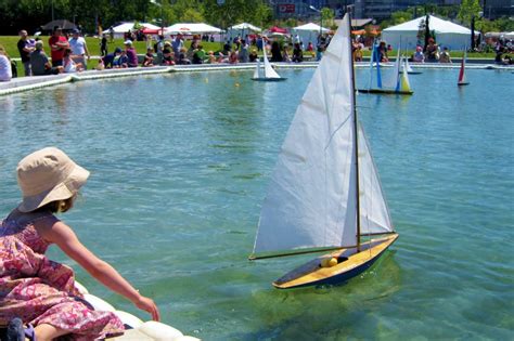 Pond Boat Rentals — The Center For Wooden Boats