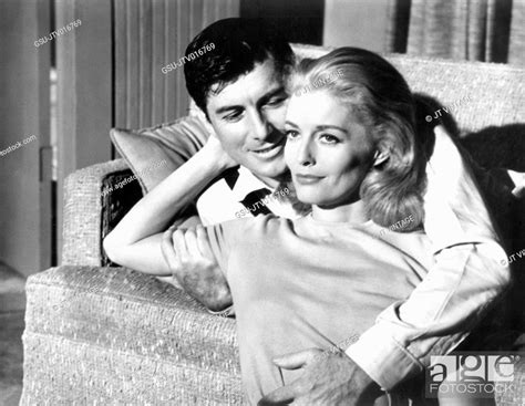 Anthony Eisley Constance Towers On Set Of The Film The Naked Kiss