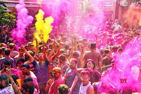 Jaipur Foreign Tourists Smeared In Colour Celebrate Holi Festival