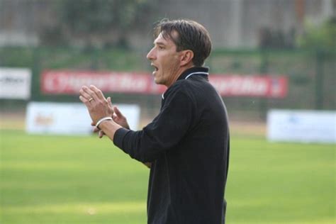 La Bonbon Cambia Melchiori Nuovo Tecnico Il Piccolo