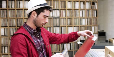 Math Explains Why All Hipsters Look Alike