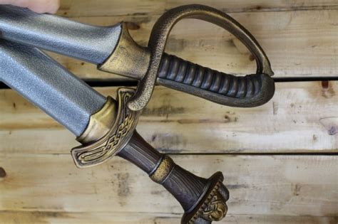 Sejarah Pedang Dan Perkembangannya