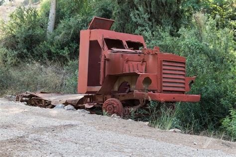 Premium Photo Abandoned Truck On Field