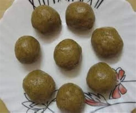 Almond Indian Sweet Special Green Gram Laddu Packaging Type Pouch