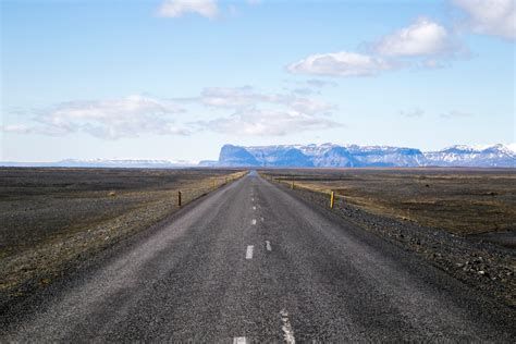 무료 이미지 경치 수평선 산 들 대초원 언덕 아스팔트 흙길 평원 도로 여행 하부 구조 황무지 고원 스텝 농촌 지역 노면 비 건축물 통제 된