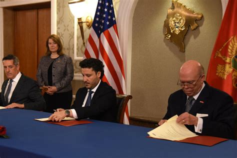Potpisan memorandum za izgradnju terminala za uvoz tečnog prirodnog