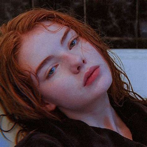 Lara Grays Instagram Twitter And Facebook On Idcrawl