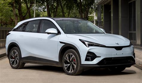 极狐 ARCFOX BJ6470A501BEV 纯电动多用途乘用车 汽车公告 商车网