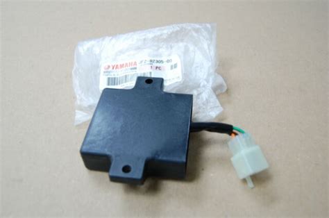 Yamaha Ignitor Unit Assembly 1 Jf2 82305 00 00 Oem For Sale Online Ebay