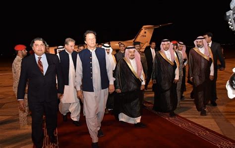 National News By Samaa News وزیراعظم تین روزہ دورے پر سعودی عرب پہنچ گئے