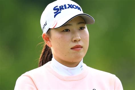 今季“大爆発”し初の年間女王に輝いた竹田麗央 “火をつけた”のは大の仲良し小祝さくらだった 「すごく悔しかった」 画像ページ