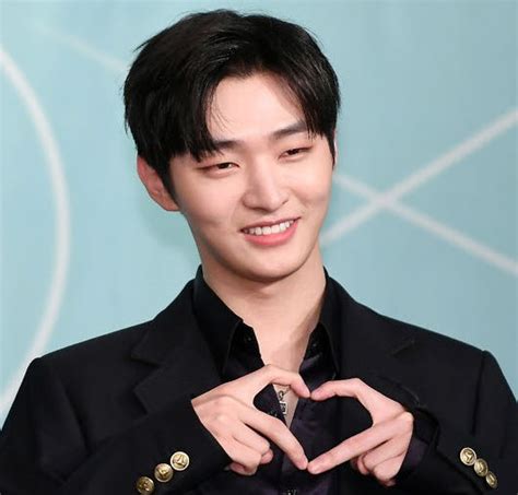 Wanna Oneユン・ジソン、解散後2月に初のソロアルバム発表”入隊日は未定” K Pop、韓国エンタメニュース、取材レポートならコレポ！