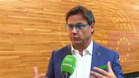 Comitato Nord Ciocca Unica Soluzione Per Evitare Fuoriuscite Dalla Lega Newsby