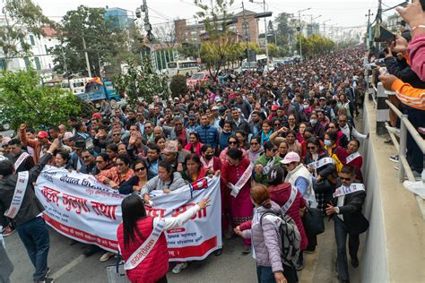 काठमाडौंमा शिक्षकहरूको बृहत्त प्रदर्शन सिएन नेपाल Canada Nepal