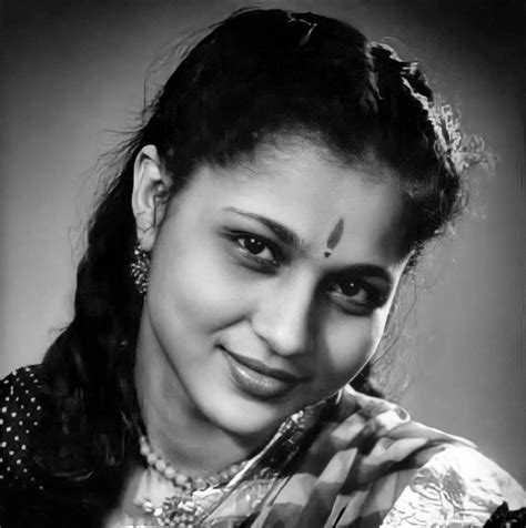 Goldenframes Nirupa Roy The Most Loved Mother Of Indian Cinema The