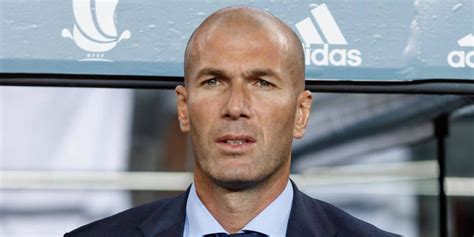 El Canal Del Fútbol Zidane En La Lista De Candidatos Al Banquillo De