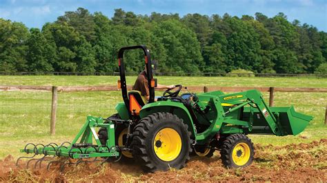 John Deere 3038e Compact Utility Tractor